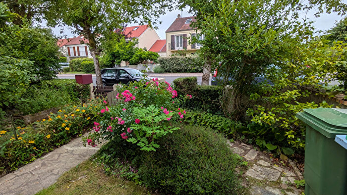 Rambouillet, Villeneuve, Hippodrome - Maison 5 pièces à vendre