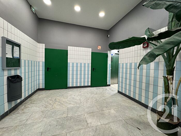 Appartement à vendre - Sarcelles, Flanades Cholettes - 3 pièces - 2 chambres