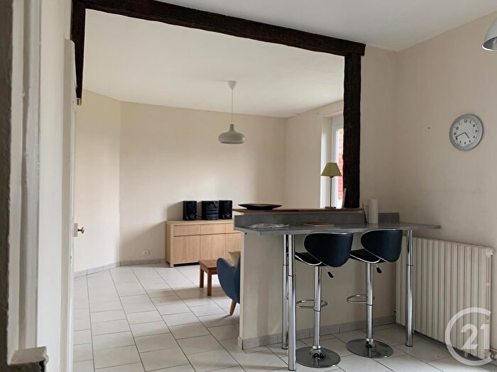 Maison à louer - Néris-les-Bains - 3 pièces - 2 chambres