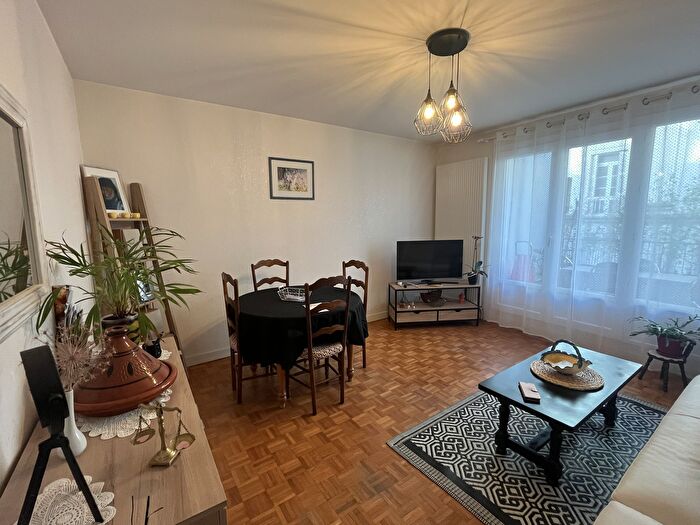 Châtellerault, Centre-ville : Appartement 2 pièces à vendre