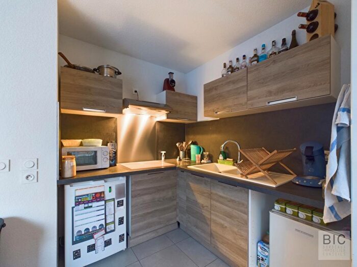 Appartement à vendre - Bègles, Birambits - 3 pièces - 2 chambres