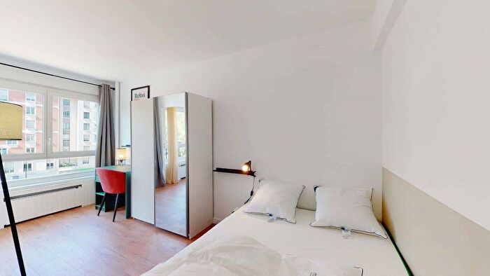 Appartement à louer - Hôtel de Ville, Courbevoie - 1 pièce