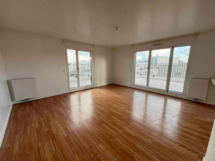 Appartement 5 pièces à Nanterre, Petit Nanterre, à louer