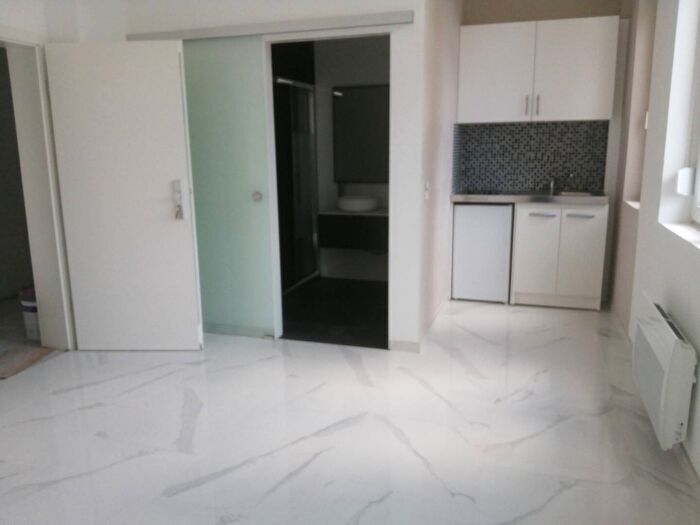 Appartement à louer - Freyming-Merlebach - 1 pièce