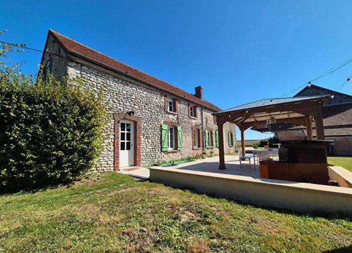 Maison à vendre - Rozay-en-Brie - 8 pièces - 6 chambres