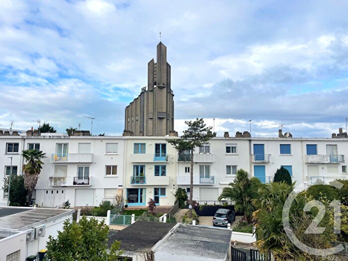 Appartement à vendre - Royan, Centre-ville - 3 pièces - 2 chambres