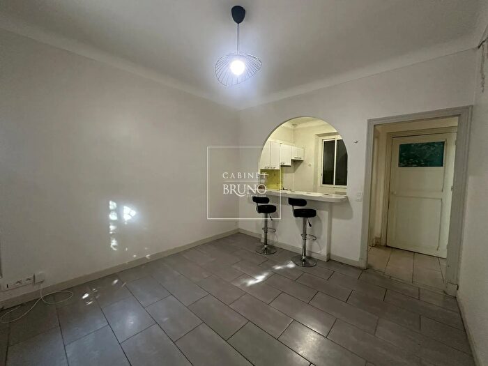 Appartement 2 pièces à louer - Cannes, Prado, République