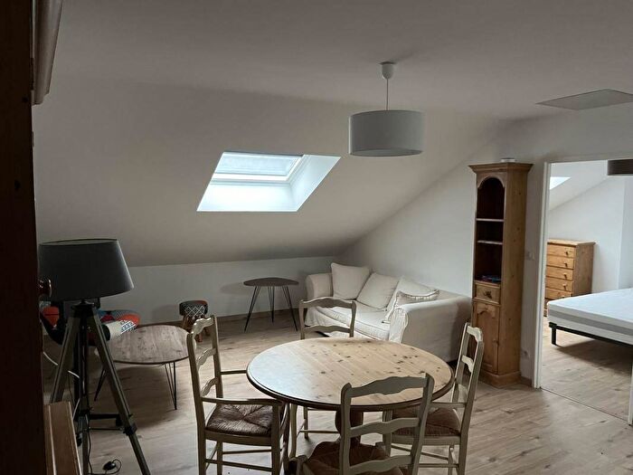 Appartement à louer - Parc la Verrerie-Le Guide, Le Creusot - 1 pièce