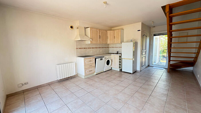 Appartement à vendre - Plougoumelen - 3 pièces - 2 chambres