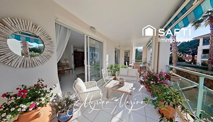 Appartement à vendre - Fréjus, Centre-ville - 5 pièces - 3 chambres