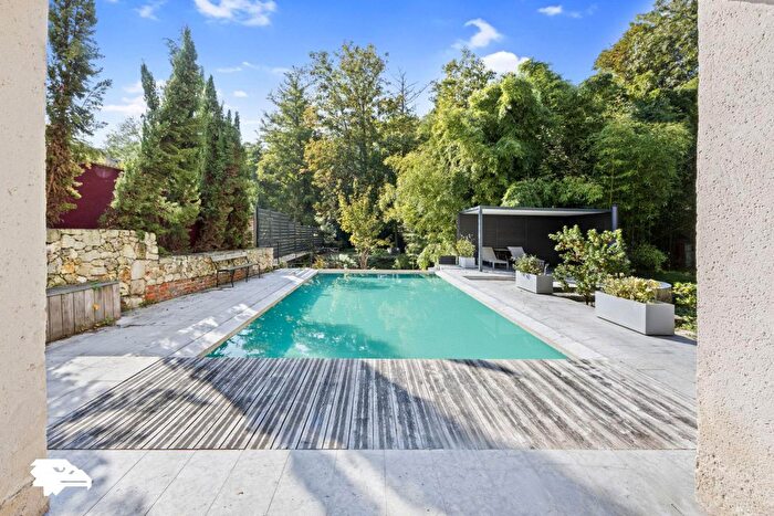 Maison à vendre - Maule - 13 pièces - 10 chambres