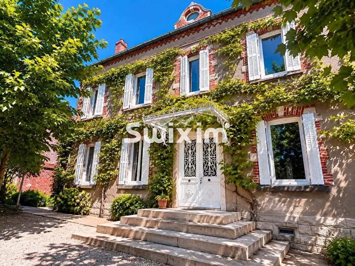 Maison 10 pièces à vendre - Saint-Germain-du-Bois