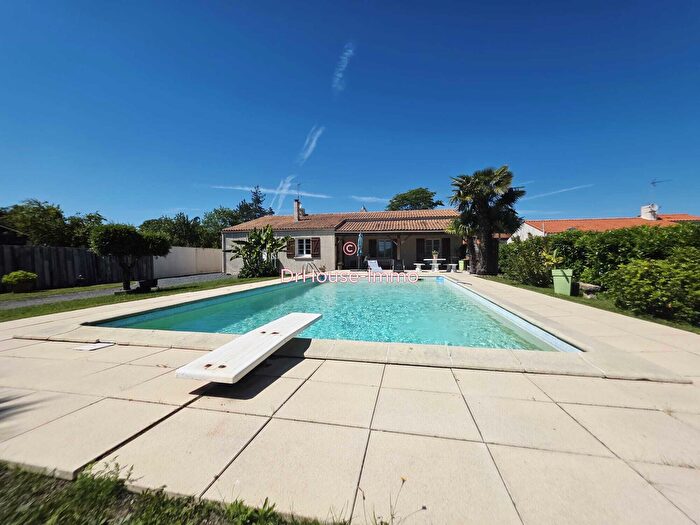 Maison 4 pièces à vendre à Sainte-Radégonde-des-Noyers