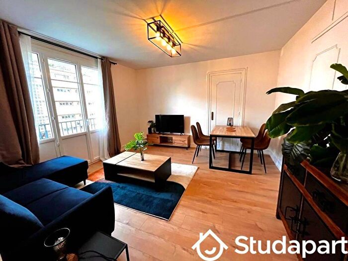 Gare-Jean Jaurès, Vitry-sur-Seine : Appartement 1 pièce à louer
