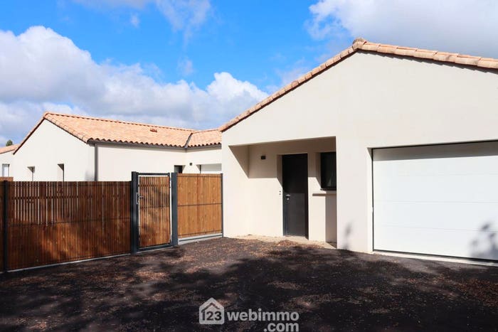 Maison 5 pièces à Saint-Hilaire-la-Forêt, à vendre