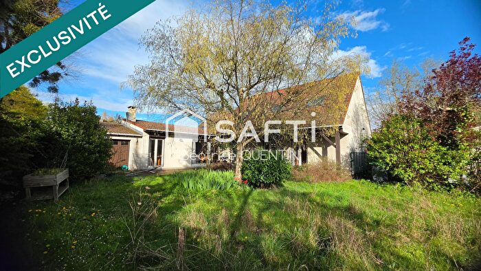 Maison à vendre - Saint-Michel-sur-Orge, Villagexpo, Descartes - 7 pièces - 5 chambres