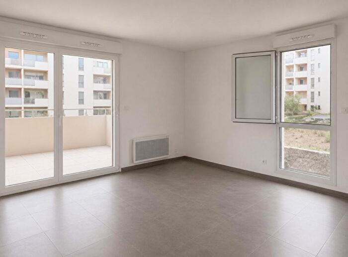 Appartement 3 pièces à louer à Aix-en-Provence, Les Milles