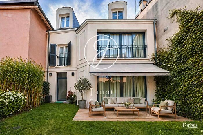 Rueil-Malmaison, Coeur de Ville : Maison 6 pièces à vendre