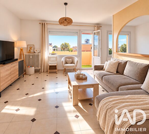 Chalon-sur-Saône, Les Aubépins : Appartement 4 pièces à vendre