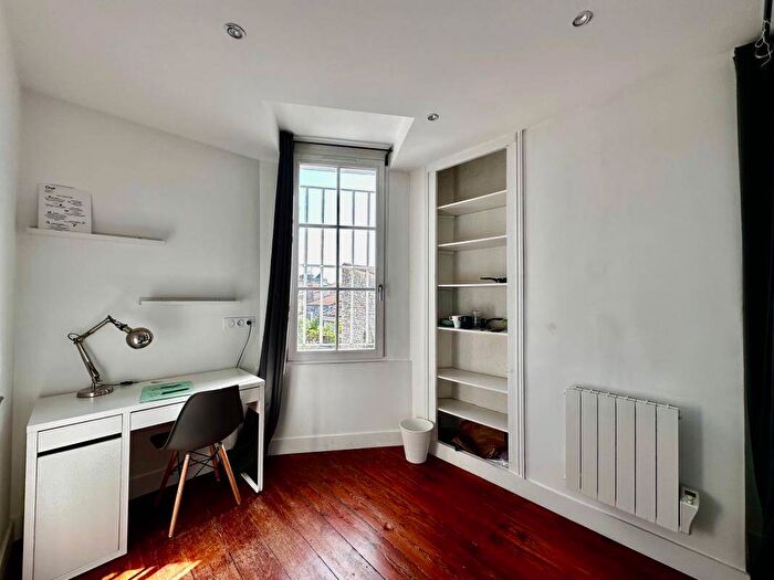 Appartement à louer - Chartrons, Bordeaux - 1 pièce