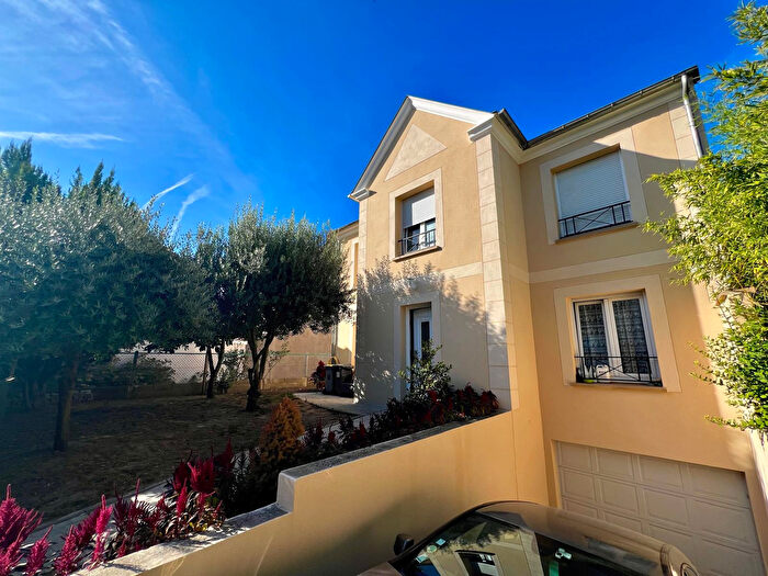 Houilles, Les Blanches : Maison 7 pièces à vendre