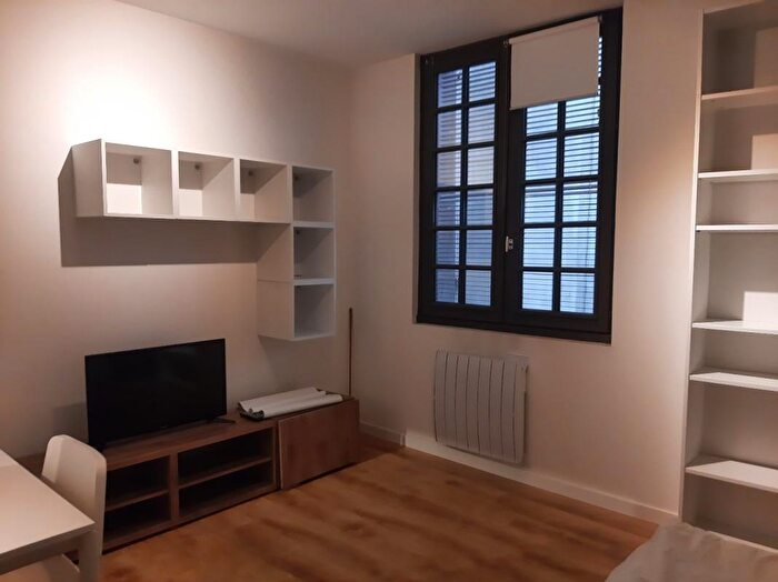 Appartement à louer - Limoges, Centre-ville, Hôtel de Ville, Emailleurs - 1 pièce