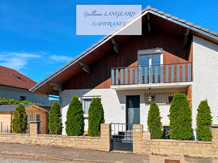 Maison 6 pièces à Oyonnax, Centre-ville, Niermes, Geilles, Croix Rousse, à vendre