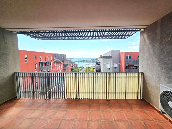 Appartement à vendre - Balaruc-les-Bains - 3 pièces - 2 chambres
