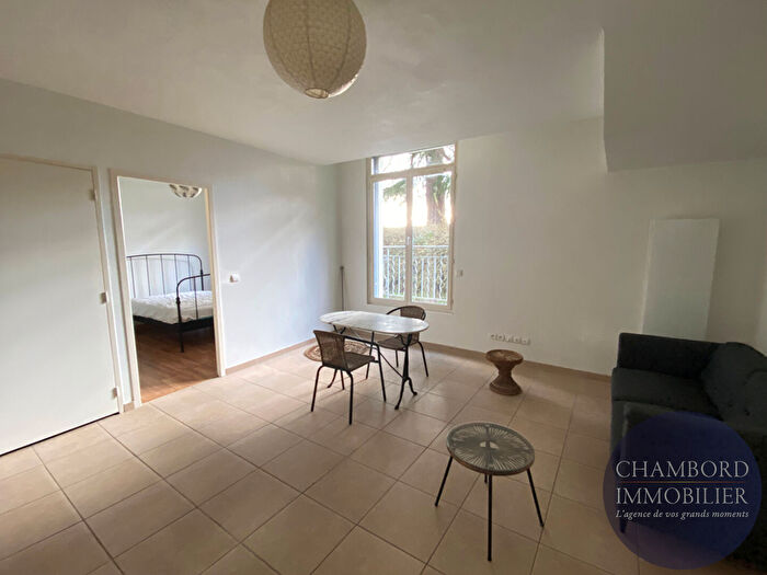 Appartement à louer - Blois, Centre-ville - 2 pièces - 1 chambre