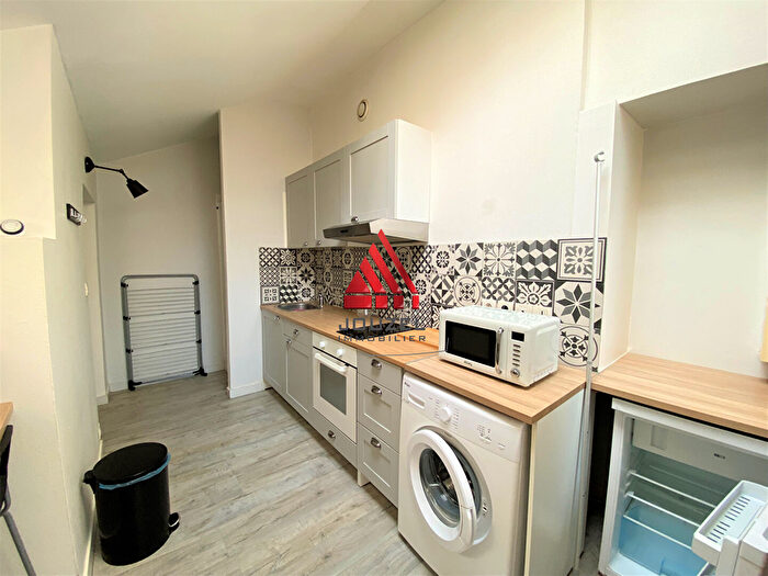 Appartement à louer - Nantes, Eraudière, La Marrière, Rond-point de Paris - 2 pièces - 1 chambre