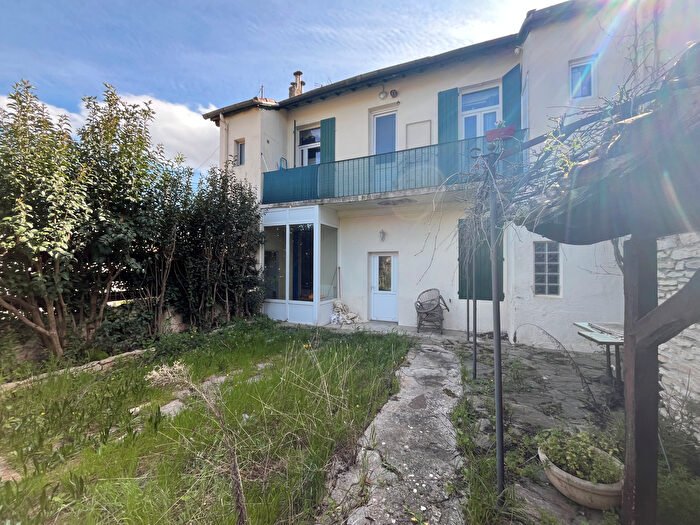 Maison à vendre - Nîmes, La Gazelle, Ventabren - 6 pièces - 4 chambres