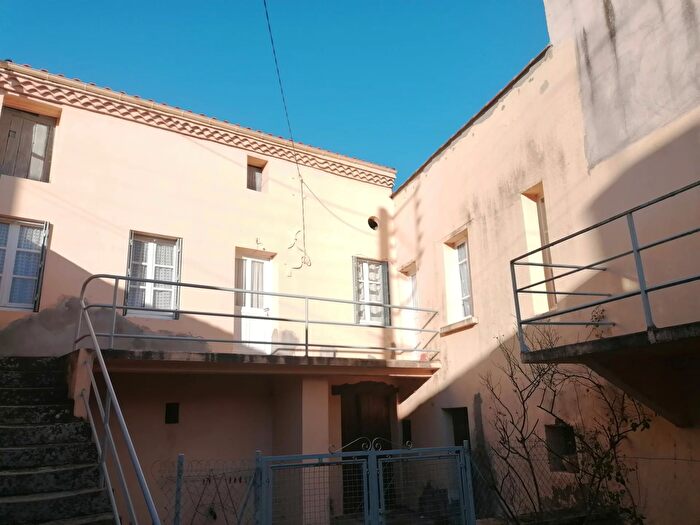 Maison à vendre - Auzat-la-Combelle - 6 pièces - 2 chambres