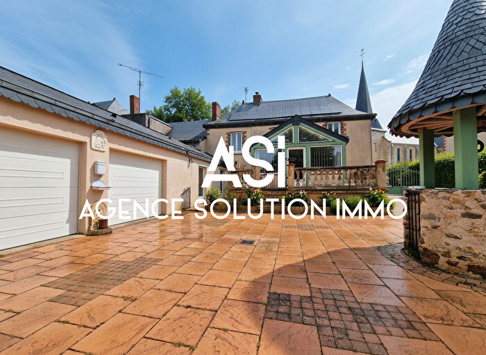 Maison 6 pièces à Quelaines-Saint-Gault, à vendre