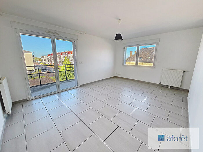 Talant, Centre-ville : Appartement 2 pièces à louer