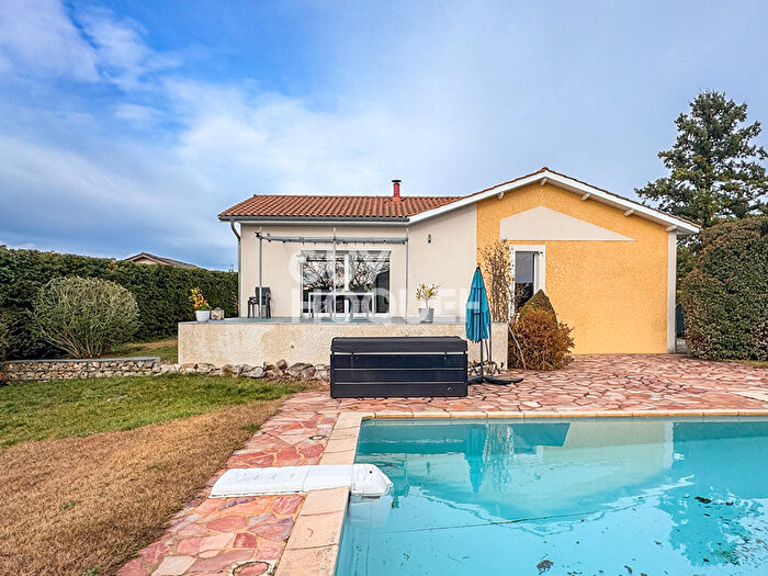 Maison à vendre - Reventin-Vaugris - 5 pièces - 4 chambres