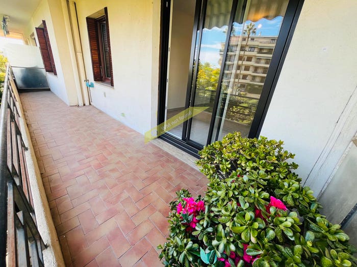 Appartement 2 pièces à vendre - Nice, Caucade