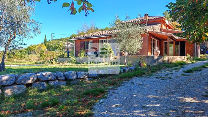 Maison à vendre - Châteauneuf-de-Bordette - 9 pièces - 5 chambres