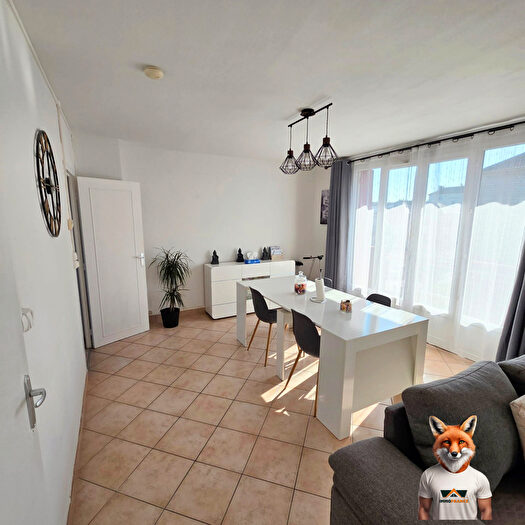 Appartement 4 pièces à La Chapelle-Saint-Luc, à vendre