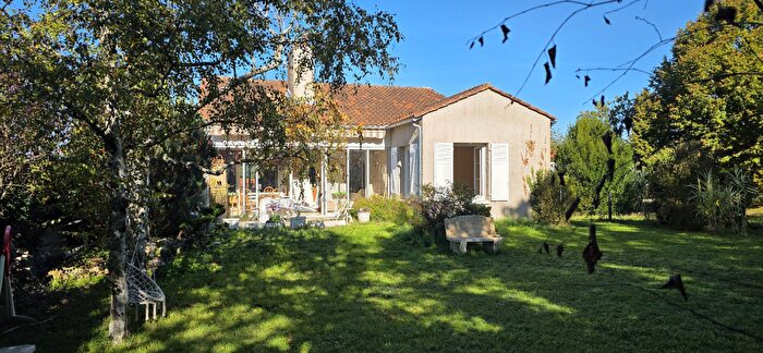 Maison à vendre - Buxerolles - 6 pièces - 3 chambres