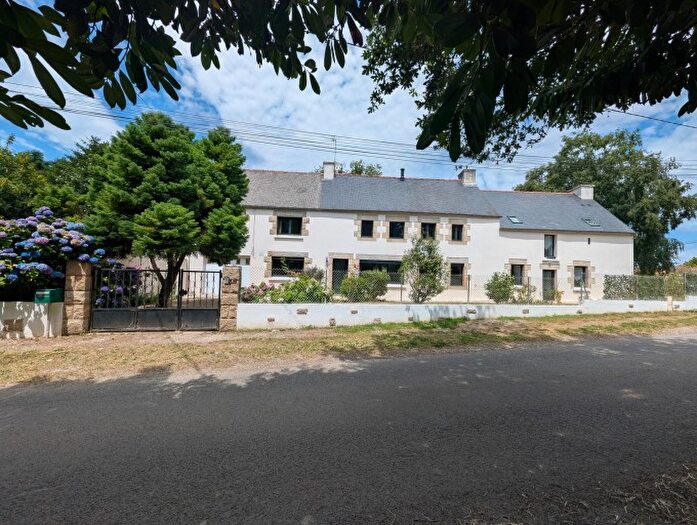 Maison à vendre - Ploërmel - 7 pièces - 4 chambres