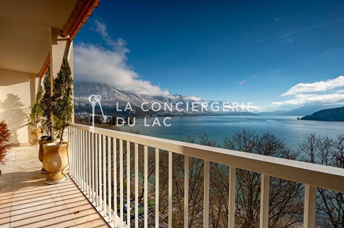 Appartement 3 pièces à Annecy, Parmelan, Albigny, à louer