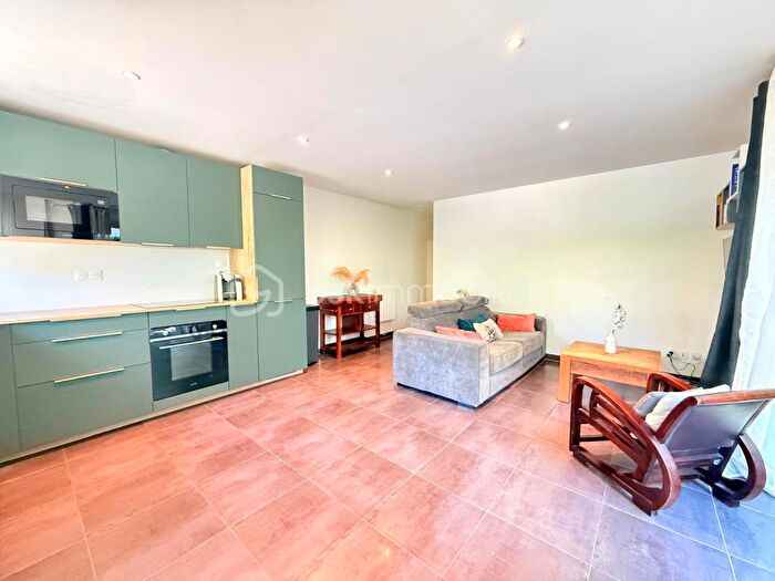 Appartement 2 pièces à Neuilly-Plaisance, Côteaux d'Avron, à vendre