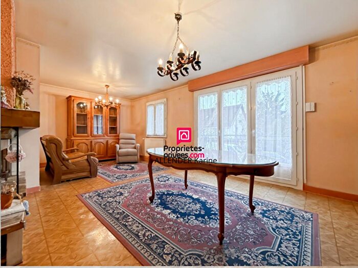 Maisons à vendre et appartements à louer - 3
