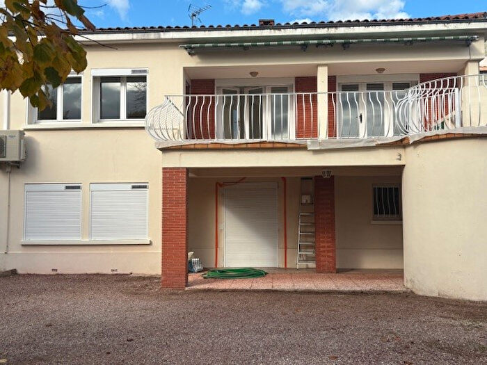 Maison à louer - Pierrelatte, Le Claux, La Croix dOr, Les Prairies - 5 pièces - 4 chambres