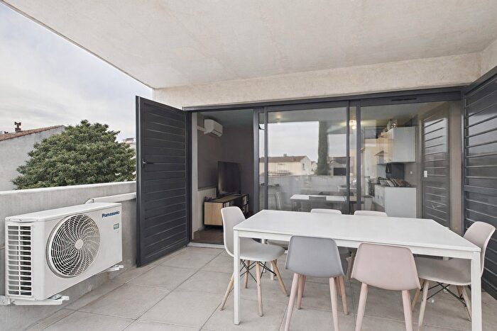 Le Pontet, Centre-ville, Lac : Appartement 1 pièce à vendre