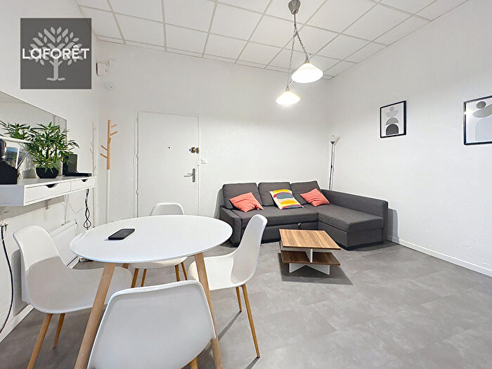 Appartement à louer - Salon-de-Provence, Monaque, Craponne - 2 pièces - 1 chambre