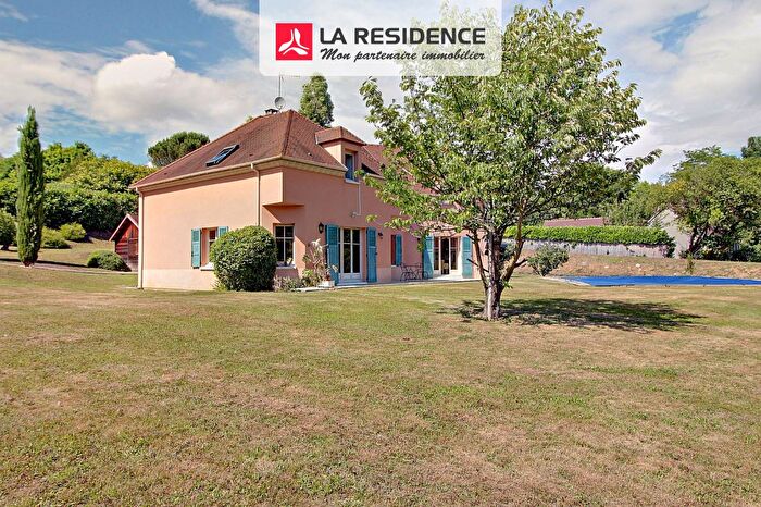 Maison à vendre - Chambourcy - 8 pièces - 5 chambres