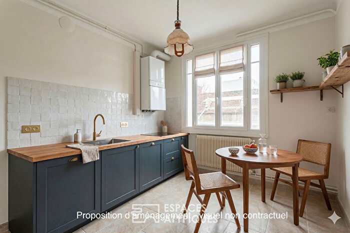 Appartement 4 pièces à vendre à Villeurbanne, République, Tolstoi