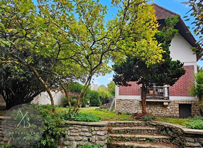 Étrépagny : Maison 7 pièces à vendre