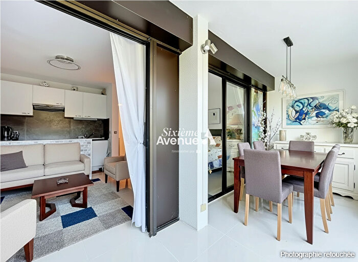 Mandelieu-la-Napoule, Minelle : Appartement 2 pièces à vendre